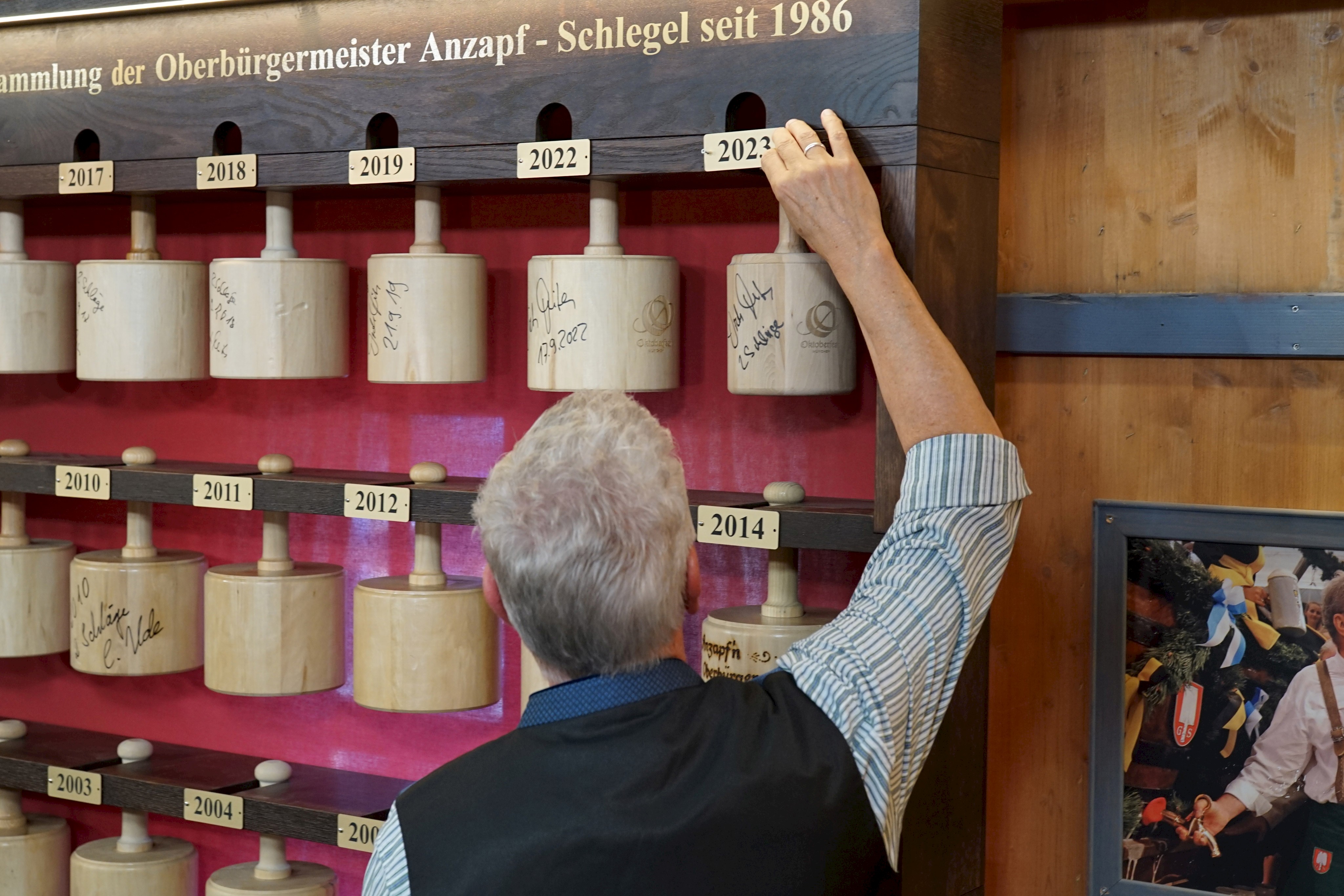 Ozapft is! Das Anzapfen auf dem Oktoberfest